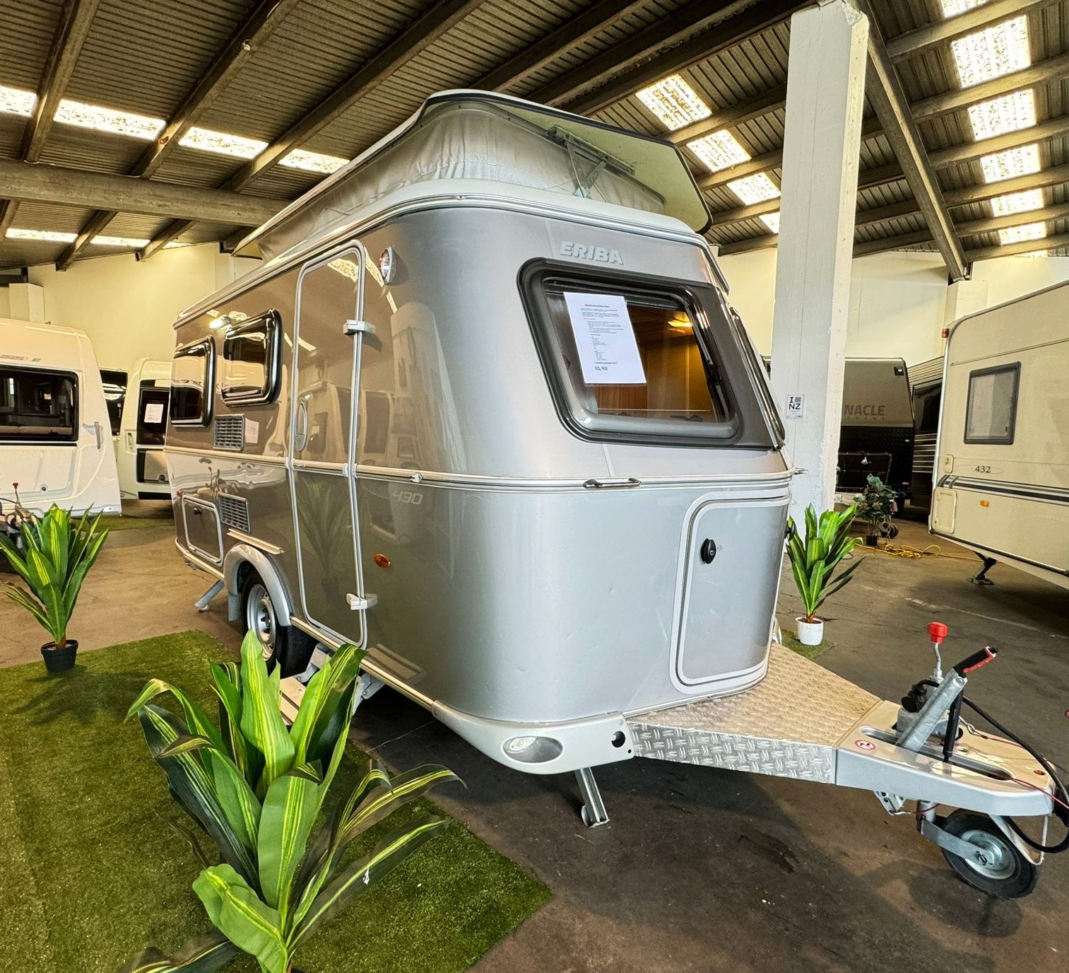 2017 Eriba Touring Triton 430 Silver Edition - RARE OPPORTUNITY / 180W ...